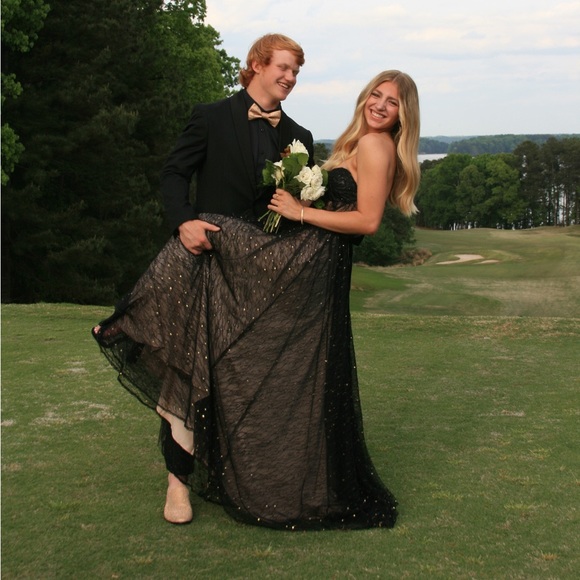 Dillards | Dresses | Blk Poshmark Prom Dress With Gold Detailing Black ...